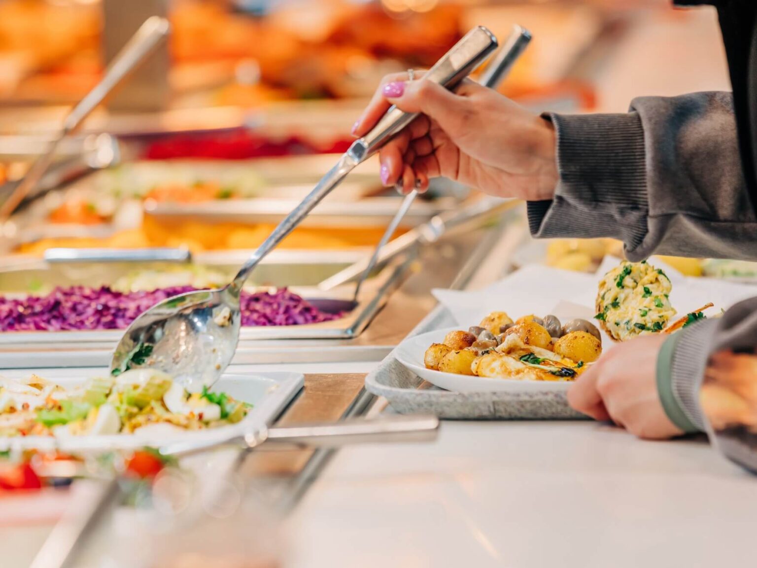 7 Essential Tips for Creating the Perfect Buffet Menu | Peddler's Son
